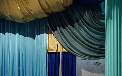 Blue and Gold Curtains: The Perfect Blend of Elegance and Style - Luxe ...